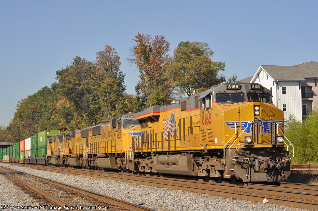 UP 8165 On NS 226 Southbound